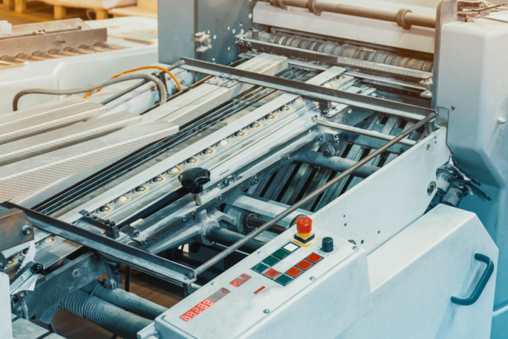 El troquelado: qué es un troquel y tipos de troqueladoras